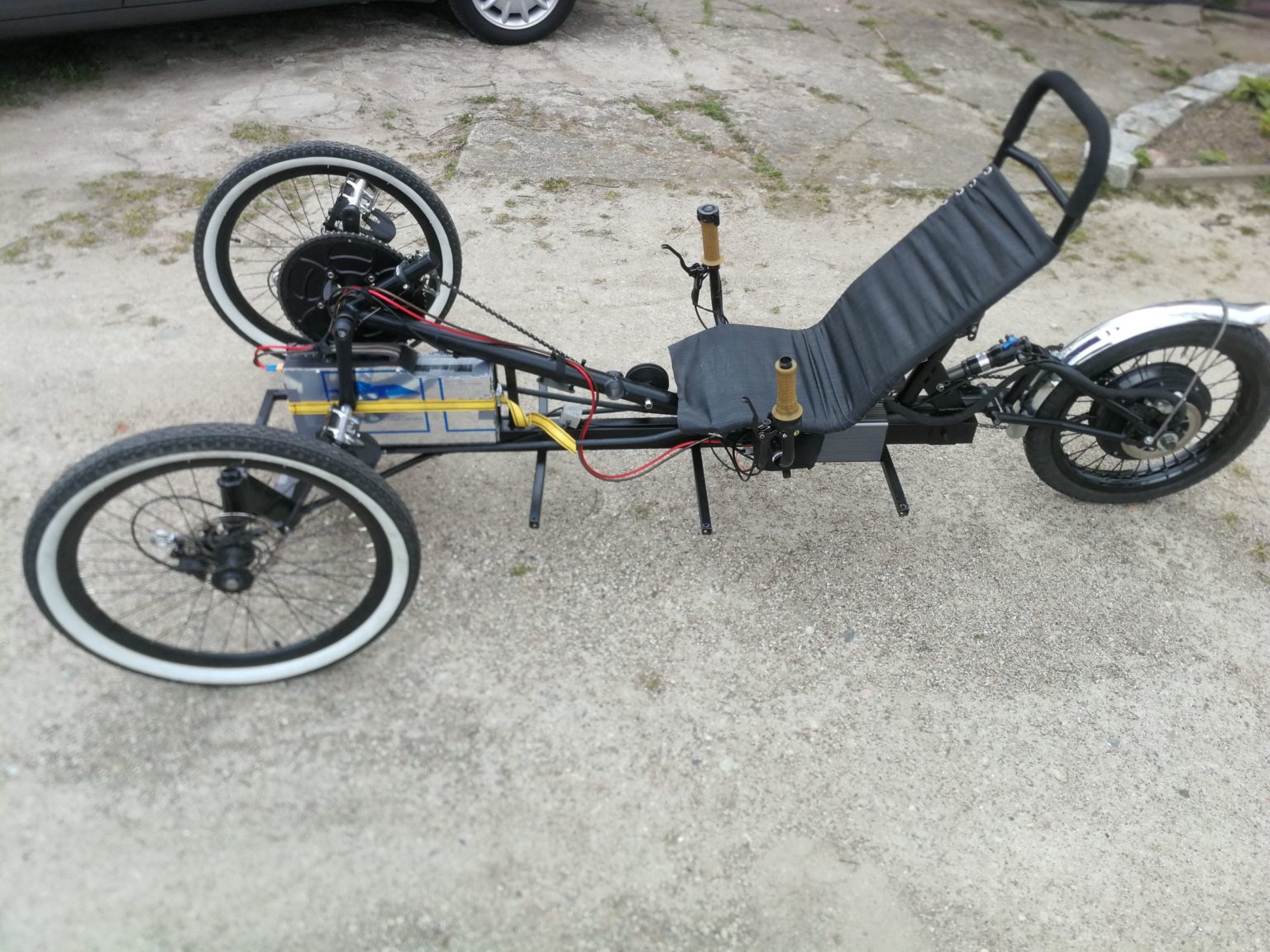 Beautiful velomobile from Lithuania inspired by hotrods | Recumbent.news