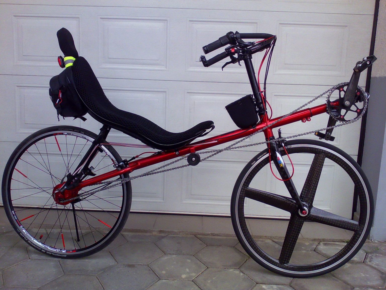 Velomotion – Stick bikes from Serbia | Recumbent.news